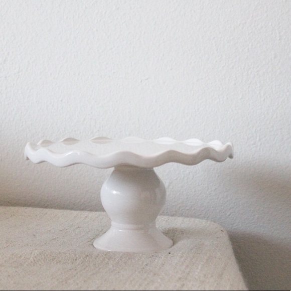 Dining | Cake Stand With Pedestal And Scallop Rim 1214 | Poshmark